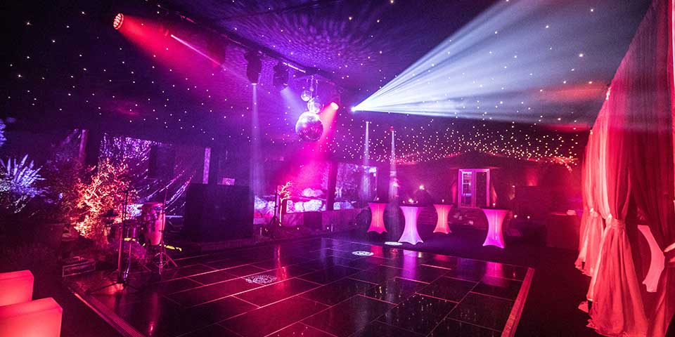 Top 10 House Party Planning Tips - Surrey Chambers